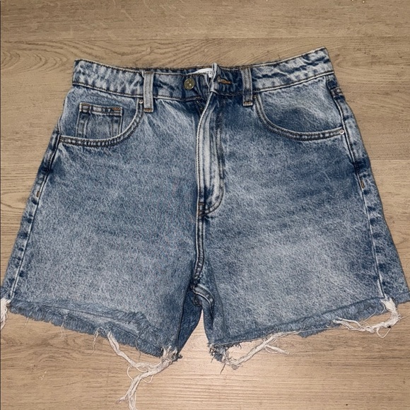 Zara | Shorts | Zara Faded Blue Jean Shorts | Poshmark